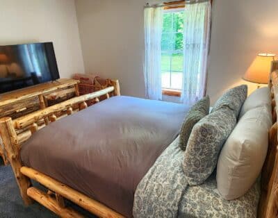 Waterfront Vacation Rentals | Vacation Angel